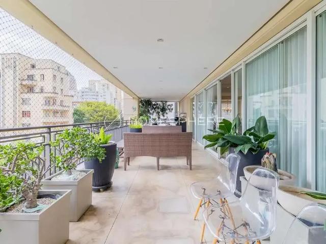 Apartamento para Venda em São Paulo/SP Santa Cecília 5 Quartos