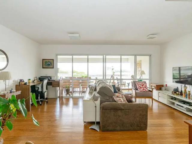Apartamento para Venda em São Paulo/SP Santo Amaro 3 Quartos