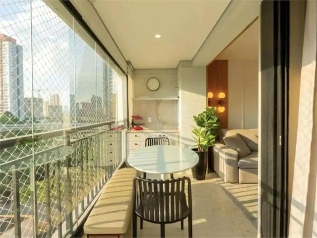 Apartamento para Venda em São Paulo/SP Vila Cordeiro 2 Quartos