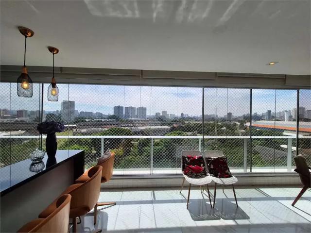 Apartamento para Venda em São Paulo/SP Vila Anastácio 3 Quartos