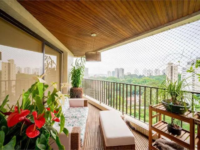 Apartamento para Venda em São Paulo/SP Vila Andrade 4 Quartos