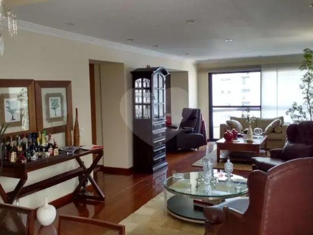 Apartamento para Venda em São Paulo/SP Vila Andrade 4 Quartos