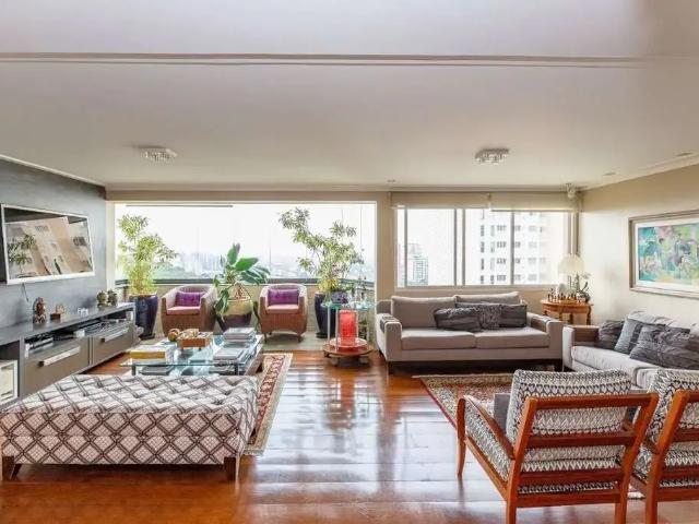 Apartamento para Venda em São Paulo/SP Vila Andrade 4 Quartos