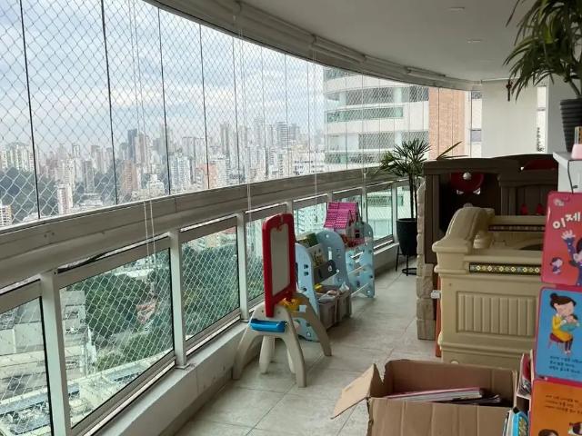 Apartamento para Venda em São Paulo/SP Vila Andrade 4 Quartos