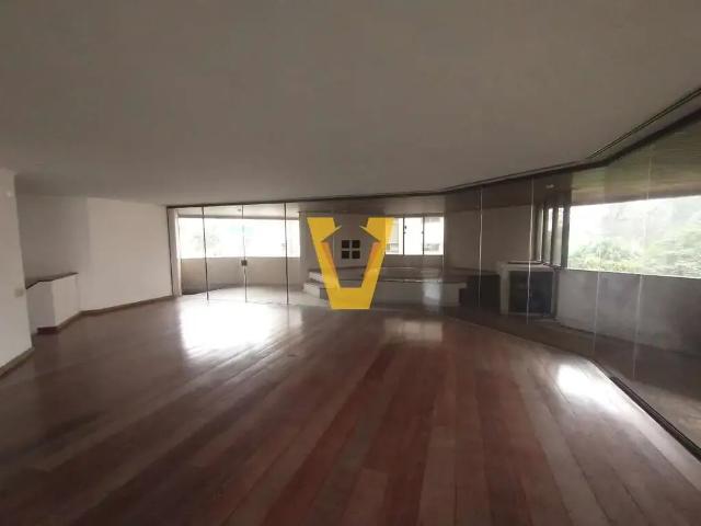 Apartamento para Venda em São Paulo/SP Vila Andrade 8 Quartos