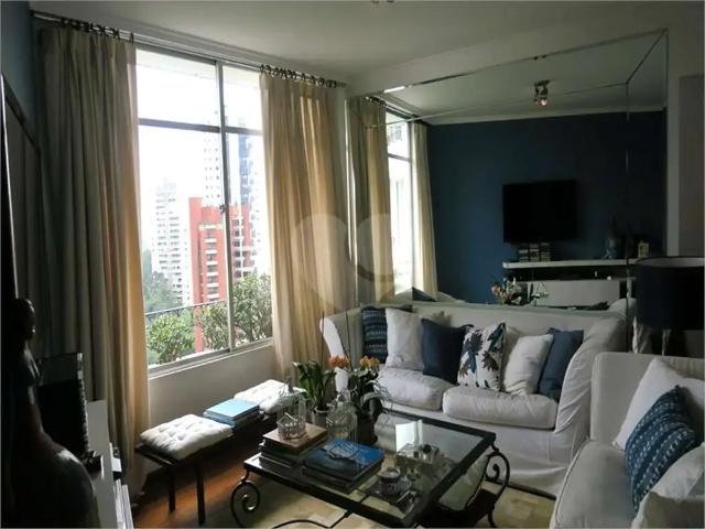 Apartamento para Venda em São Paulo/SP Morumbi 3 Quartos