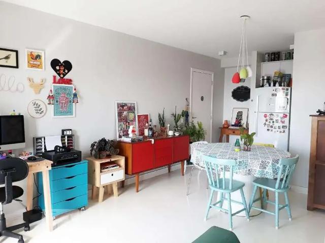 Apartamento para Venda em São Paulo/SP Vila das Mercês 2 Quartos