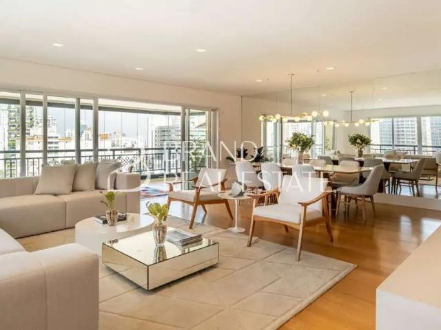 Apartamento para Venda em São Paulo/SP Vila Olímpia 4 Quartos