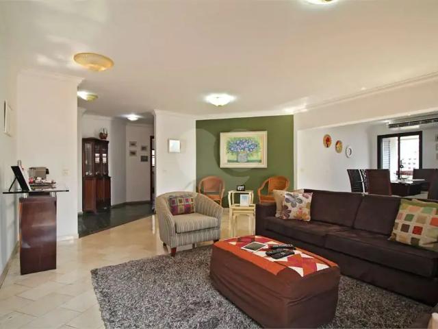 Apartamento para Venda em São Paulo/SP Vila Olímpia 4 Quartos