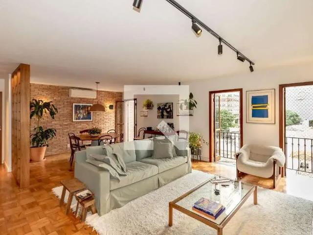 Apartamento para Venda em São Paulo/SP Vila Olímpia 2 Quartos