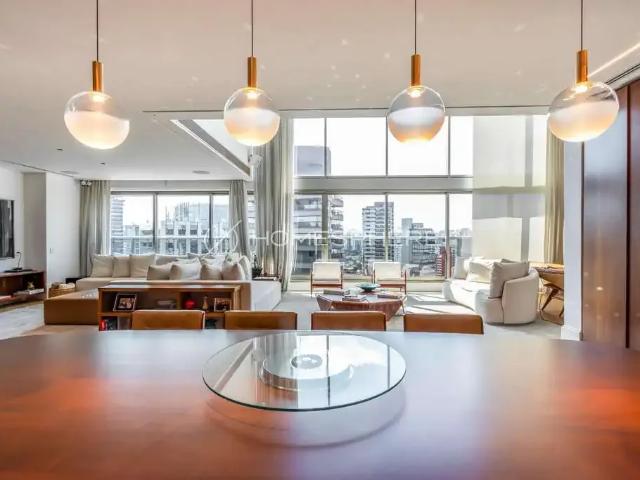 Apartamento para Venda em São Paulo/SP Vila Olímpia 3 Quartos