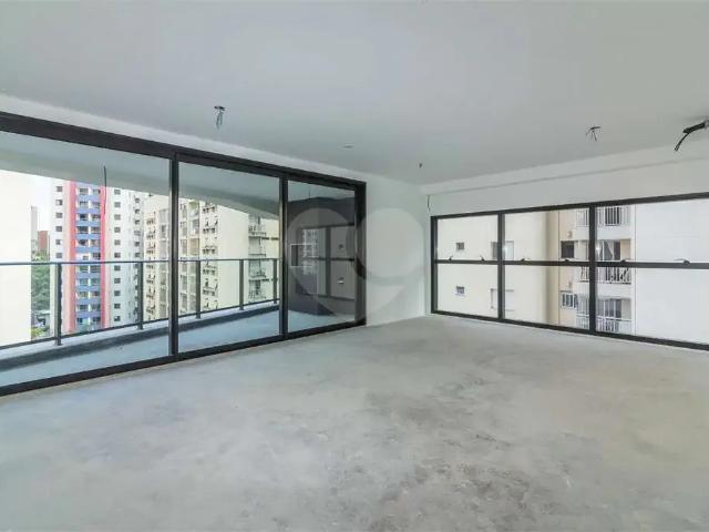 Apartamento para Venda em São Paulo/SP Vila Olímpia 3 Quartos