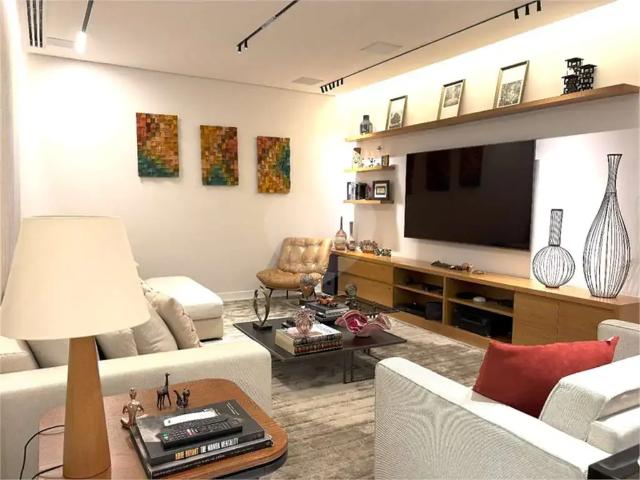 Apartamento para Venda em São Paulo/SP Vila Olímpia 3 Quartos