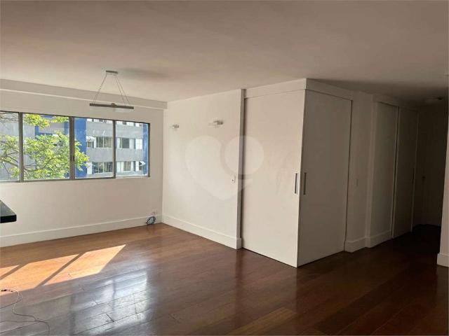 Apartamento para Venda em São Paulo/SP Vila Olímpia 3 Quartos