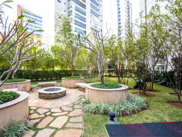 Apartamento para Venda em São Paulo/SP Vila Olímpia 3 Quartos