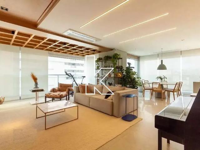 Apartamento para Venda em São Paulo/SP Vila Olímpia 3 Quartos