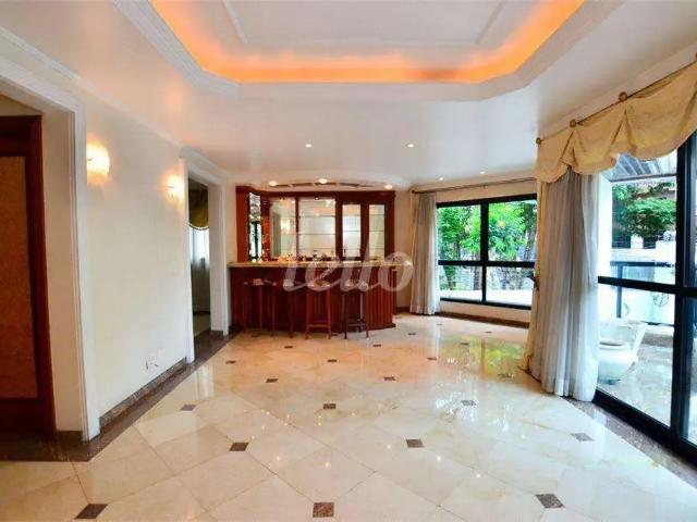 Apartamento para Venda em São Paulo/SP Vila Monumento 6 Quartos