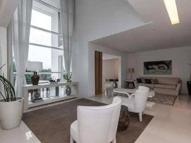 Apartamento para Venda em São Paulo/SP Vila Mariana 236 Quartos