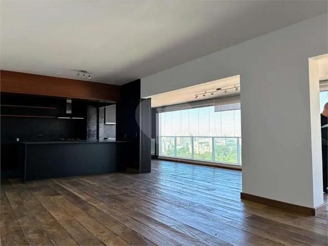 Apartamento para Venda em São Paulo/SP Vila Mariana 3 Quartos