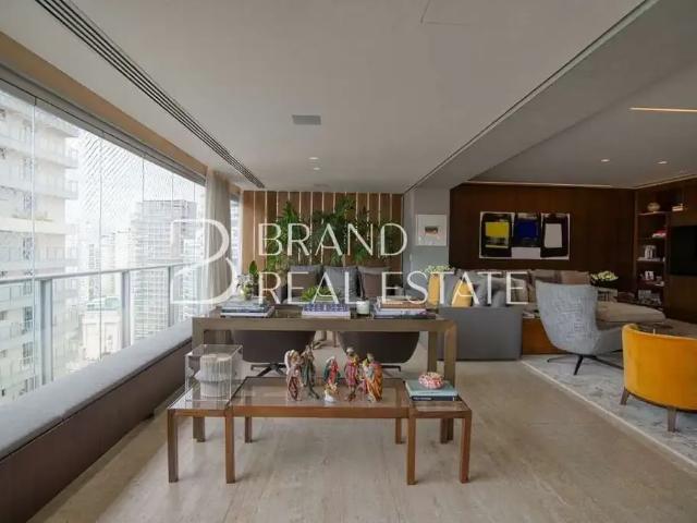 Apartamento para Venda em São Paulo/SP Vila Nova Conceição 4 Quartos