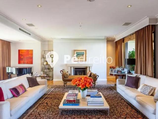 Apartamento para Venda em São Paulo/SP Vila Nova Conceição 4 Quartos