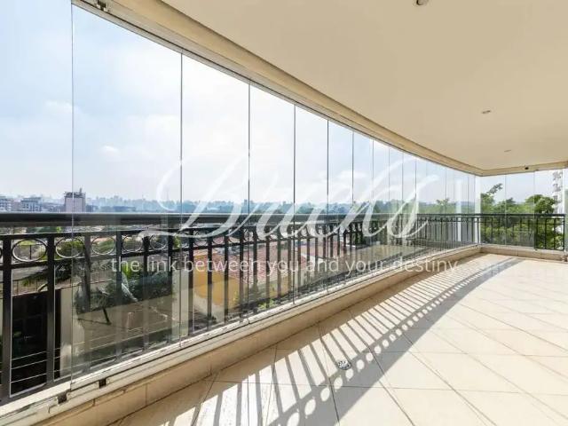 Apartamento para Venda em São Paulo/SP Vila Nova Conceição 4 Quartos