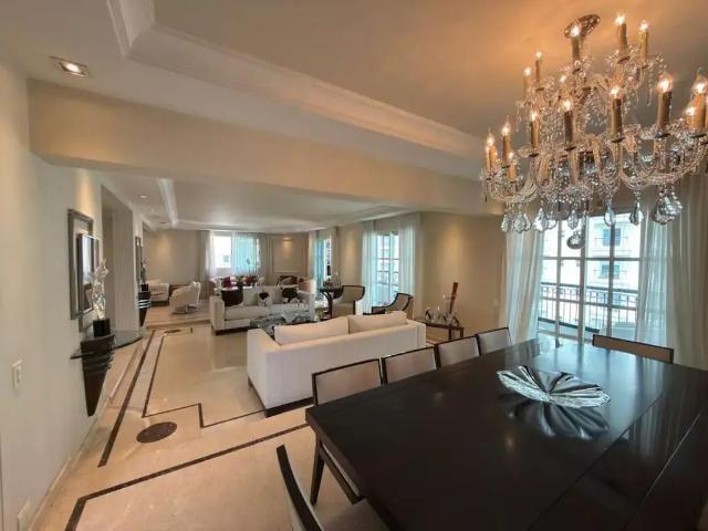 Apartamento para Venda em São Paulo/SP Vila Nova Conceição 4 Quartos