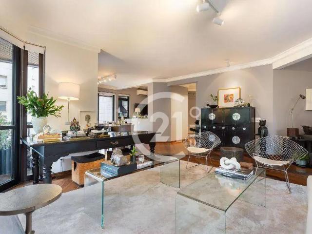 Apartamento para Venda em São Paulo/SP Vila Nova Conceição 4 Quartos