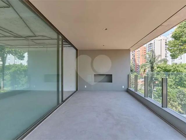 Apartamento para Venda em São Paulo/SP Vila Nova Conceição 4 Quartos