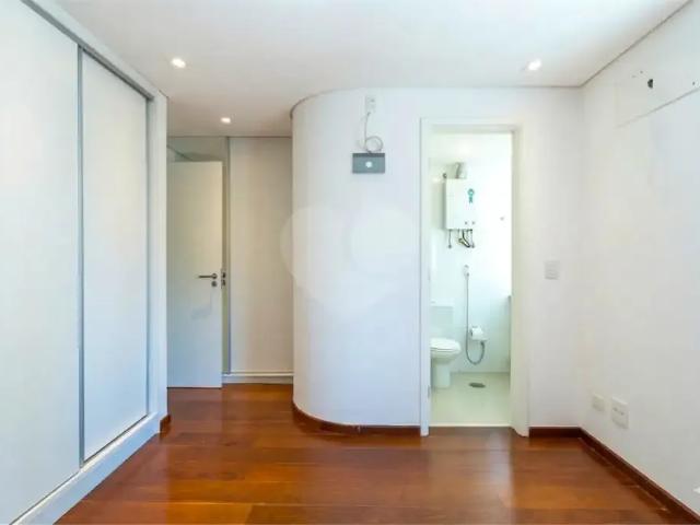 Apartamento para Venda em São Paulo/SP Vila Nova Conceição 2 Quartos
