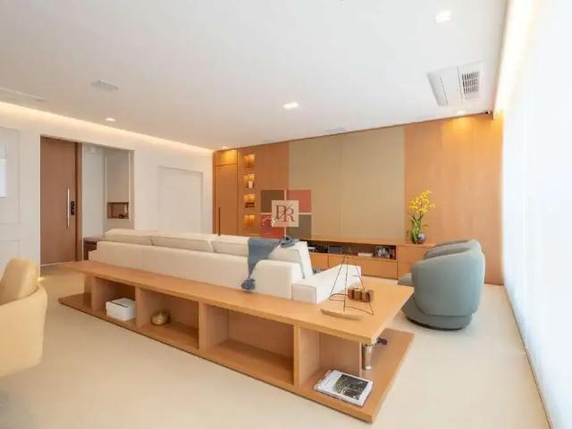 Apartamento para Venda em São Paulo/SP Vila Nova Conceição 3 Quartos