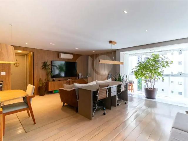 Apartamento para Venda em São Paulo/SP Vila Nova Conceição 3 Quartos