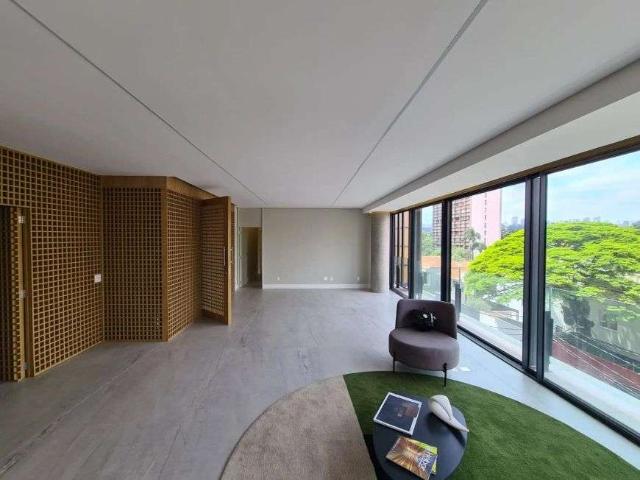 Apartamento para Venda em São Paulo/SP Vila Nova Conceição 3 Quartos