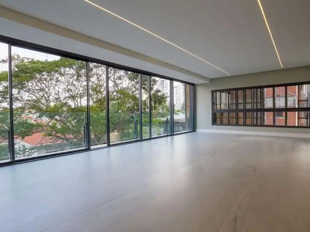 Apartamento para Venda em São Paulo/SP Vila Nova Conceição 3 Quartos