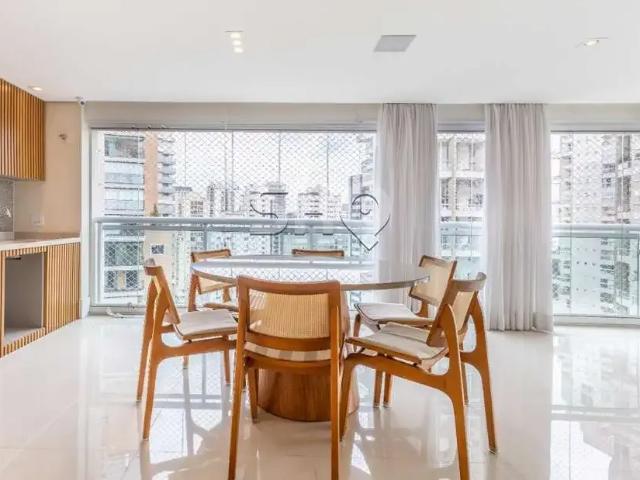 Apartamento para Venda em São Paulo/SP Vila Nova Conceição 3 Quartos