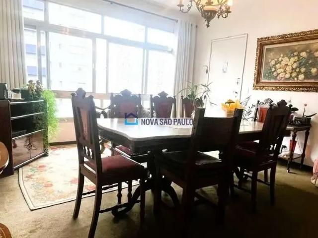 Apartamento para Venda em São Paulo/SP Vila Nova Conceição 3 Quartos