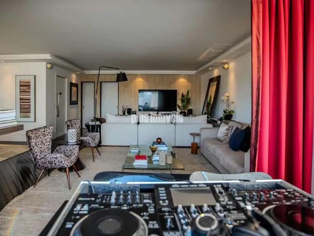 Apartamento para Venda em São Paulo/SP Vila Nova Conceição 3 Quartos