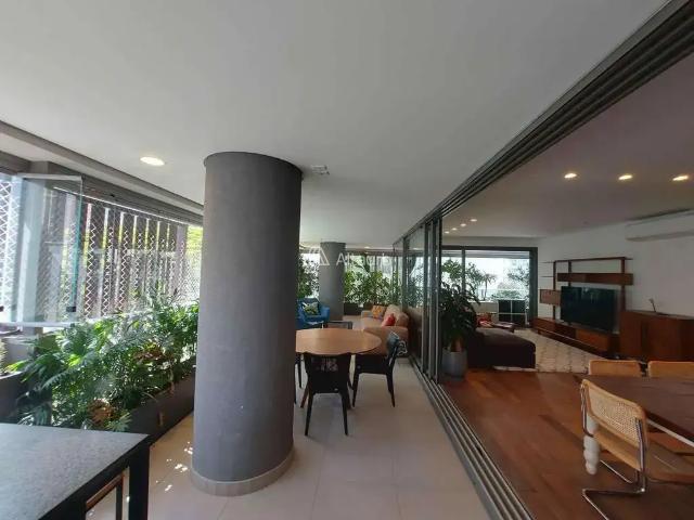 Apartamento para Venda em São Paulo/SP Vila Nova Conceição 3 Quartos