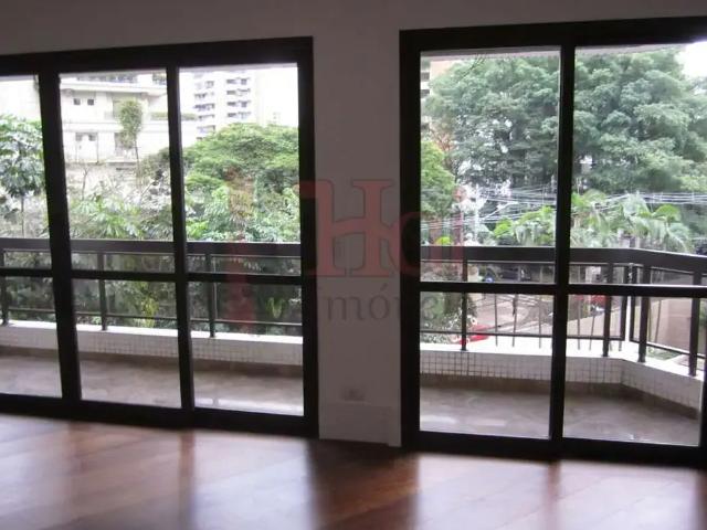 Apartamento para Venda em São Paulo/SP Vila Nova Conceição 3 Quartos