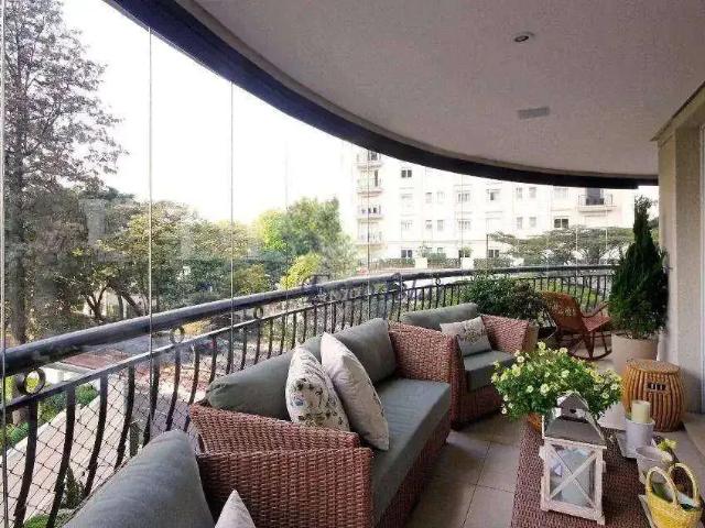 Apartamento para Venda em São Paulo/SP Vila Nova Conceição 3 Quartos
