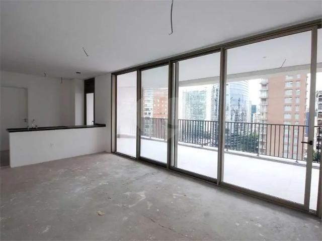 Apartamento para Venda em São Paulo/SP Vila Nova Conceição 3 Quartos