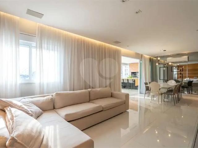 Apartamento para Venda em São Paulo/SP Tatuapé 4 Quartos