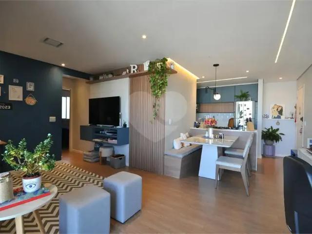 Apartamento para Venda em São Paulo/SP Vila Paiva 2 Quartos
