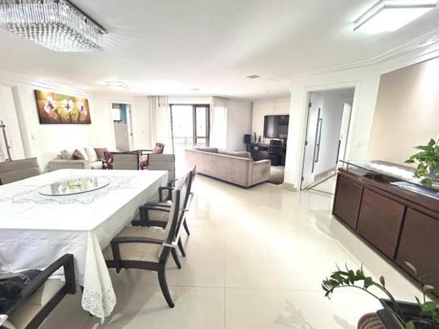 Apartamento para Venda em São Paulo/SP 3 Dorm. 155 m2 Área Útil