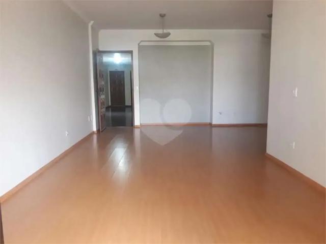 Apartamento para Venda em São Roque/SP Centro 3 Quartos