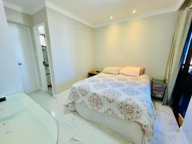 Apartamento para Venda em Salvador, Pituba, 4 dormitórios, 3 suítes, 2 banheiros, 2 vagas