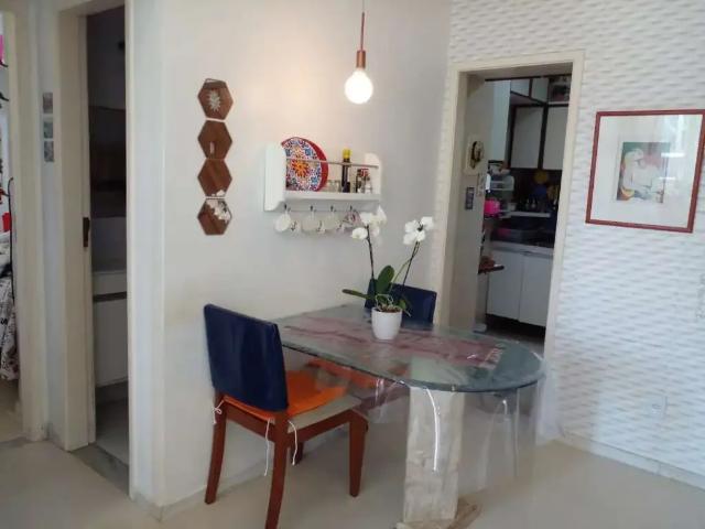 Apartamento para Venda em Salvador/BA Costa Azul 2 Quartos