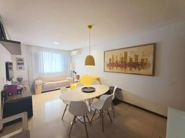 Apartamento para Venda em Salvador/BA Costa Azul 2 Quartos