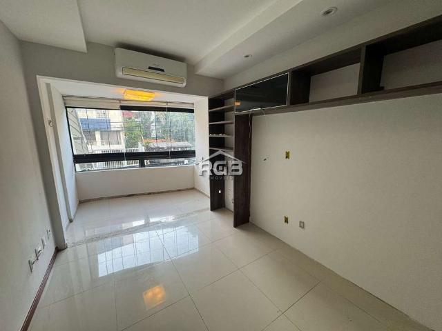 Apartamento para Venda em Salvador/BA Costa Azul 3 Quartos