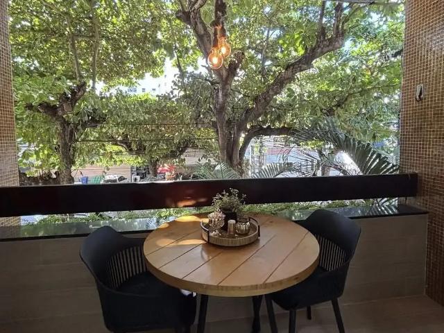 Apartamento para Venda em Salvador/BA Costa Azul 3 Quartos